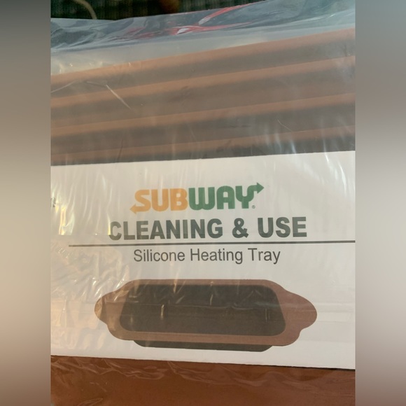 ever ocean | Kitchen | New Subway Silicone Baking Trays 2 Dozen 24 ...